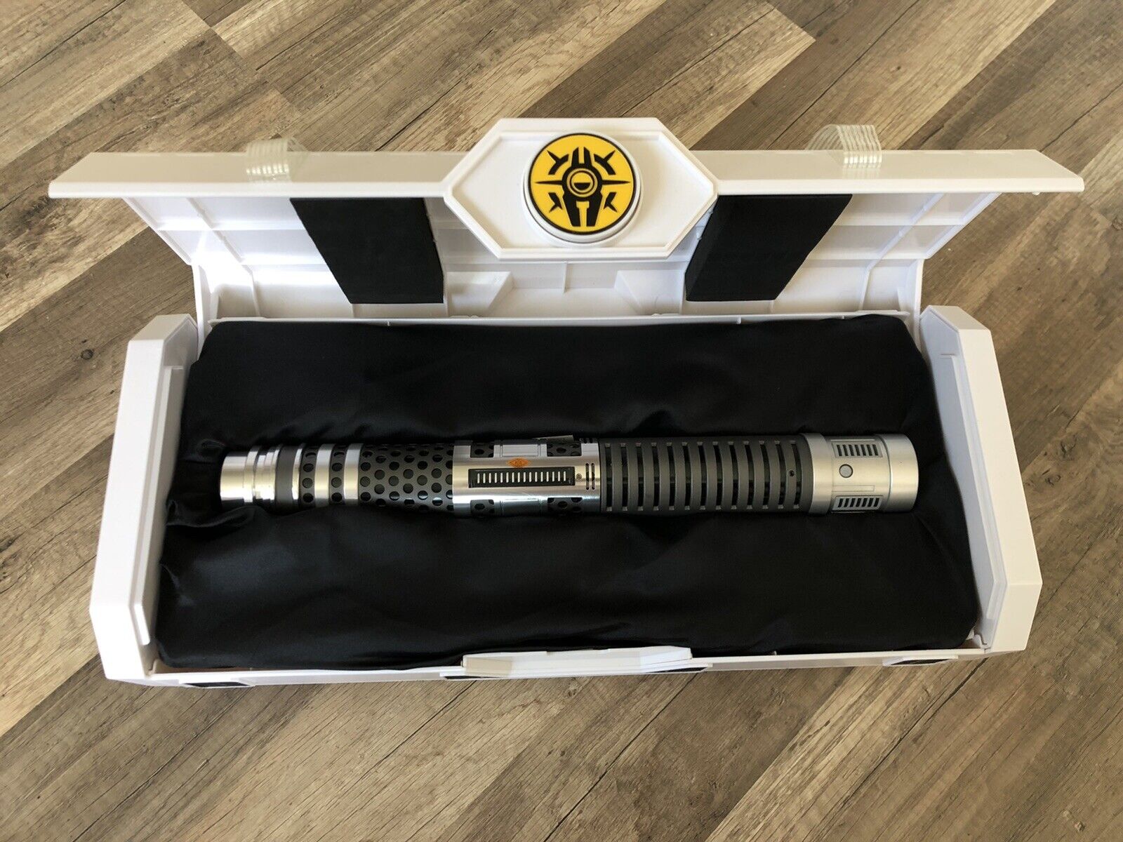 Legacy Lightsabers from Galaxy's Edge Checklist